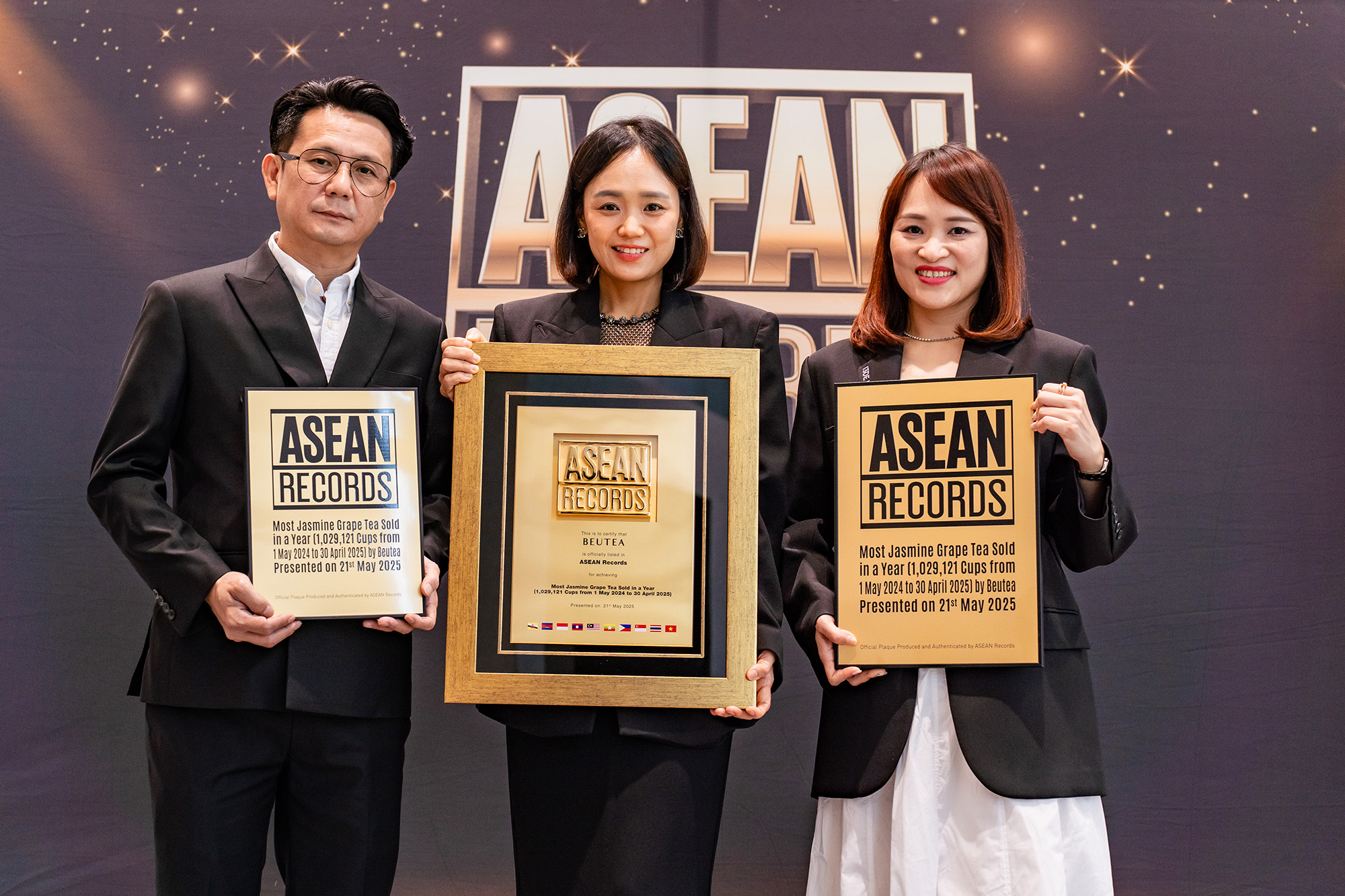 BEUTEA Sets ASEAN Record for Most Jasmine Grape Tea Sold in One Year ...