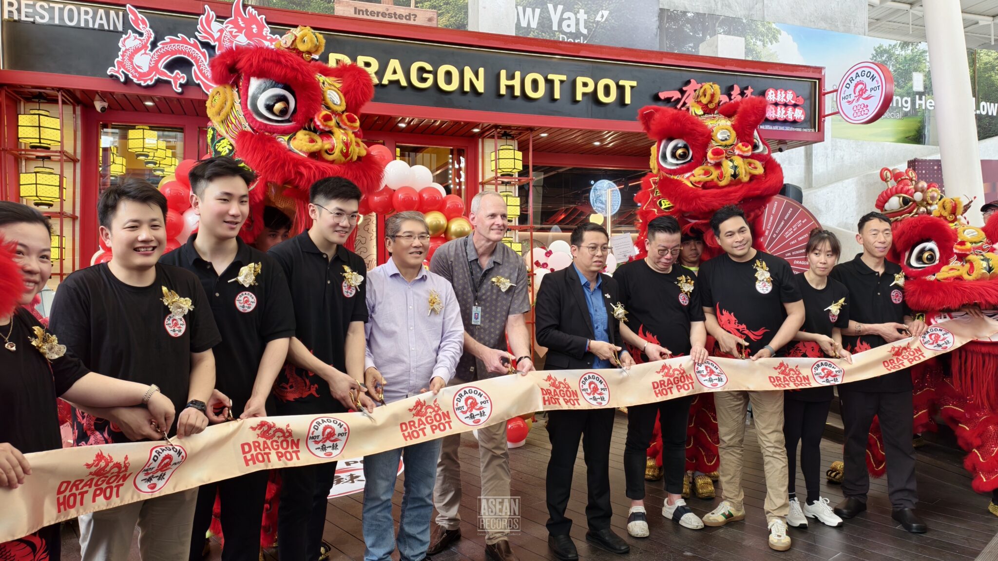 Dragon Hotpot Officially Recognised by ASEAN Records for Most Hotpot ...