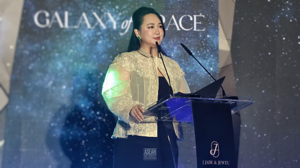 J Jade & Jewel Officially Recognised by ASEAN Records for Largest ...